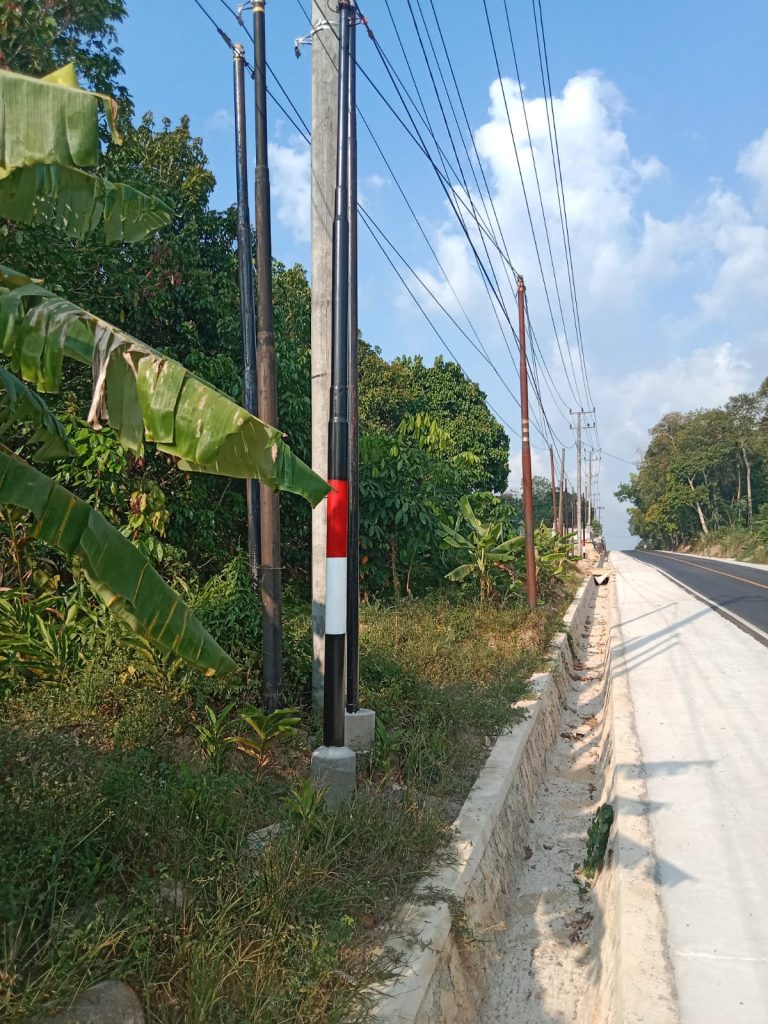 Mitra Telkom Melakukan Pekerjaan Pemasangan Tiang Internet Tanpa Izin ...